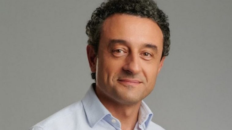 Полицаи спасиха енот, прекалил с виното на немски панаир (ВИДЕО) – Нова ...